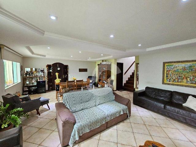 Casa em Maravista, Niterói/RJ de 267m² 5 quartos à venda por R$ 1.099.000,00