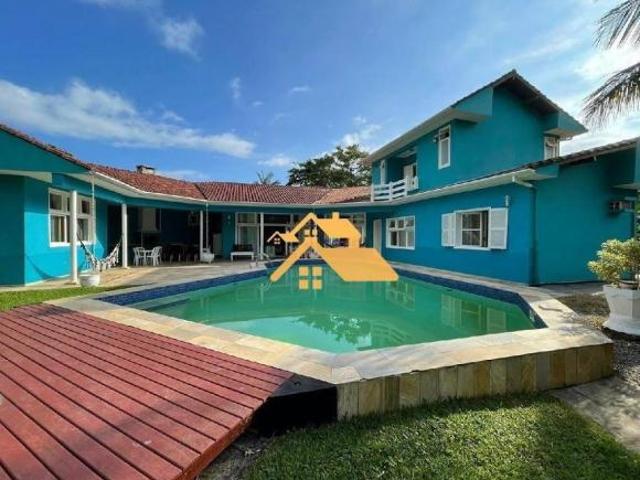 Casa em Maresias a 500m da Praia | 6 Dormitórios 4 Suítes | Piscina Privativa | Até 14 Pessoas | V