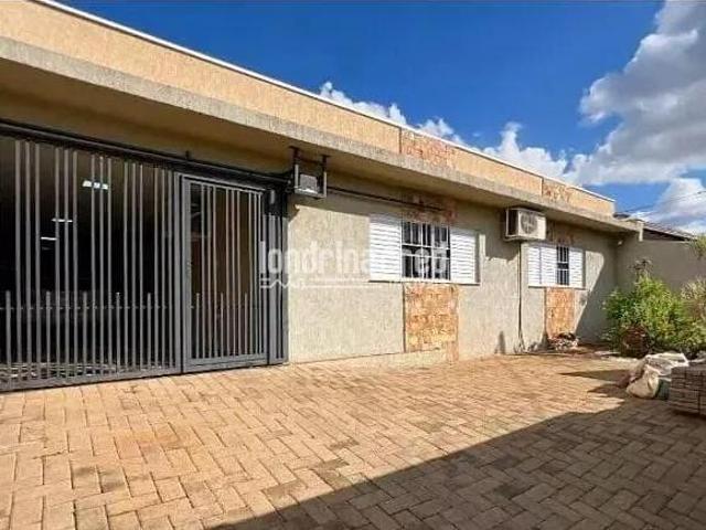 Casa em Maria Lúcia, Londrina/PR de 150m² 2 quartos à venda por R$ 750.000,00