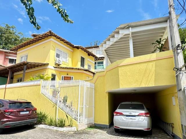 Casa em Maria Paula, Niterói/RJ de 159m² 3 quartos à venda por R$ 979.000,00