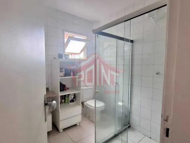 Casa em Maria Paula com quintal e piscina