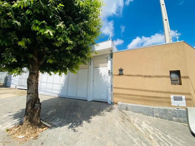 Casa em Marília, Marília/SP de 360m² 3 quartos para locação R$ 4.000,00/mes