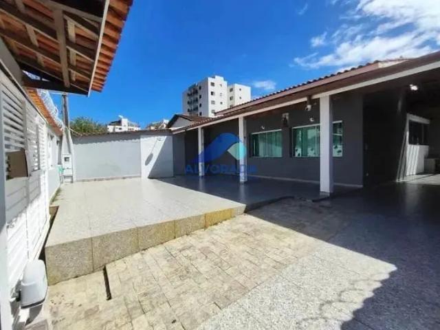 Casa em Martim de Sá, Caraguatatuba/SP de 205m² 4 quartos à venda por R$ 1.099.000,00