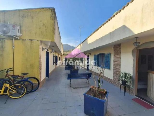 Casa em Martim de Sá, Caraguatatuba/SP de 45m² 2 quartos à venda por R$ 320.000,00