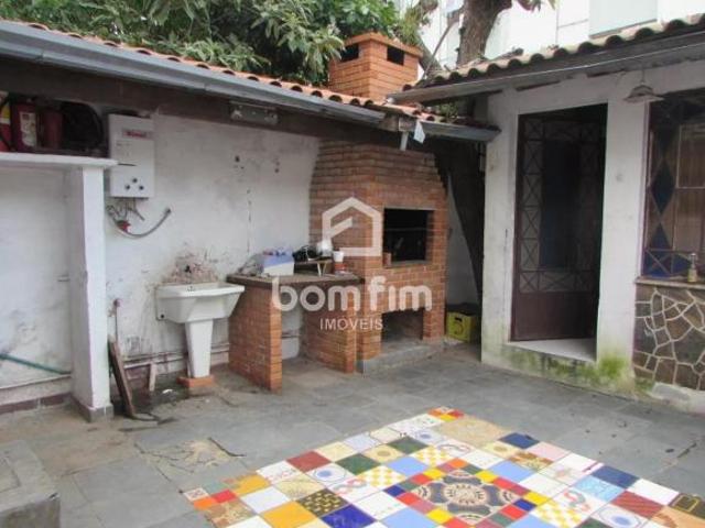 Casa em Menino Deus, Porto Alegre/RS de 300m² 4 quartos à venda por R$ 742.000,00