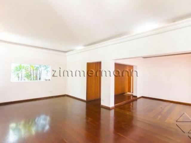 CASA EM MOEMA 3 DORMITÓRIOS
