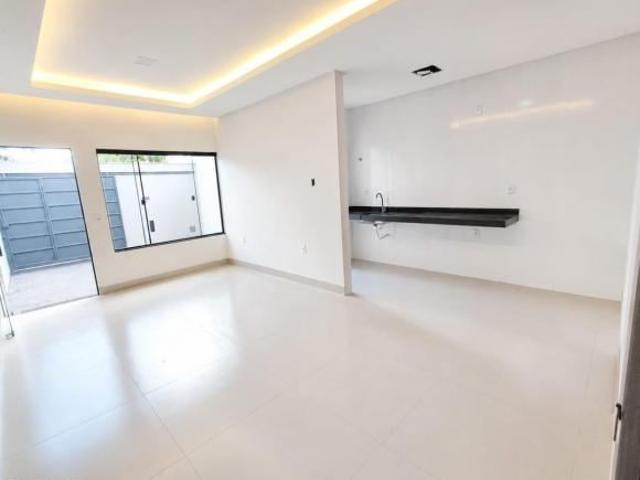 Casa em Moinho dos Ventos, Goiânia/GO de 110m² 2 quartos à venda por R$ 399.990,00