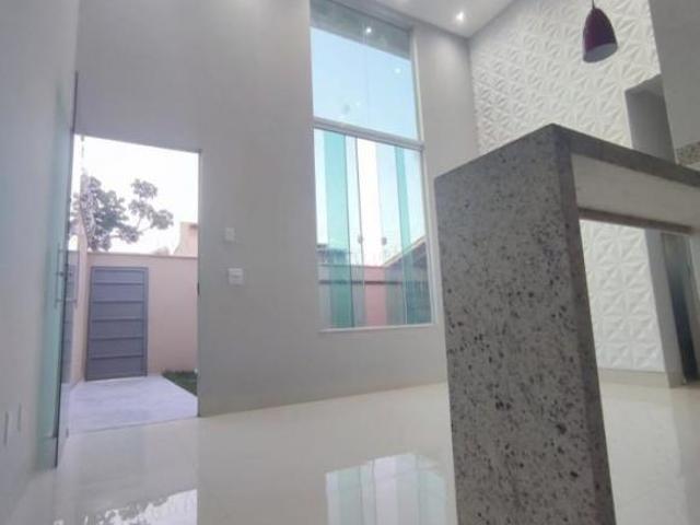 Casa em Moinho dos Ventos, Goiânia/GO de 130m² 3 quartos à venda por R$ 419.980,00