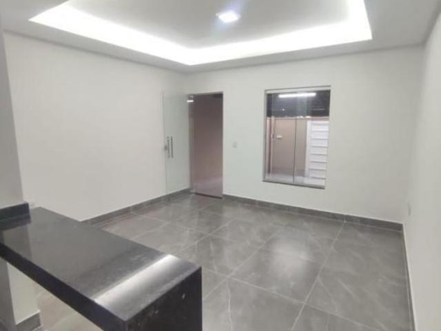 Casa em Moinho dos Ventos, Goiânia/GO de 180m² 3 quartos à venda por R$ 489.900,00