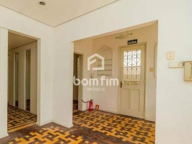 Casa em Moinhos de Vento, Porto Alegre/RS de 618m² 5 quartos à venda por R$ 1.690.000,00