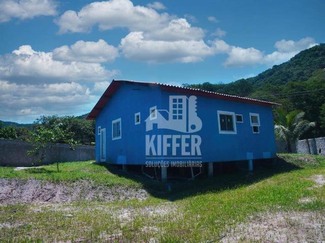 Casa em Morada das Águias Itaipuaçu, Maricá/RJ de 100m² 3 quartos à venda por R$ 409.000,00