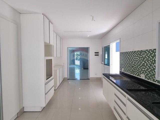 Casa em Nossa Senhora do Carmo, Arujá/SP de 100m² para locação R$ 8.600,00/mes
