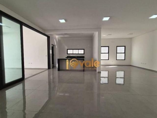 Casa em Nossa Senhora do Perpétuo Socorro, Pindamonhangaba/SP de 218m² 4 quartos à venda por R$ 1.30