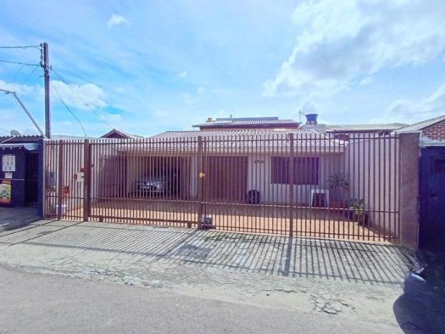 Casa em Novo Mundo, Curitiba/PR de 245m² 3 quartos à venda por R$ 599.900,00