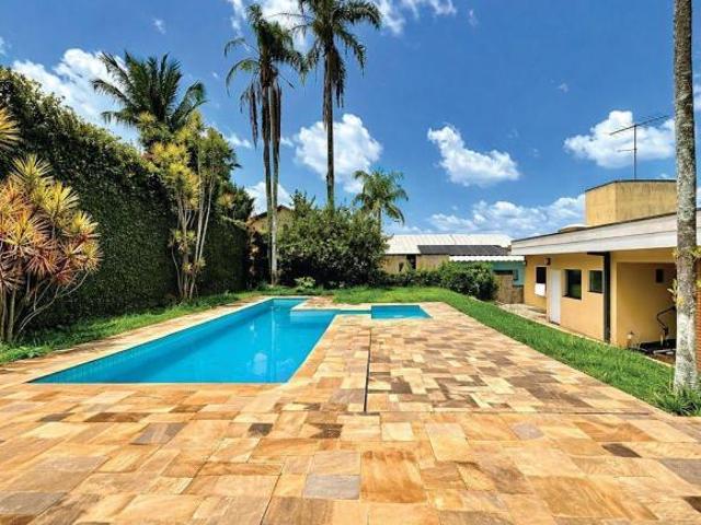 Casa em Nova Higienópolis, Jandira/SP de 720m² 5 quartos à venda por R$ 2.690.000,00