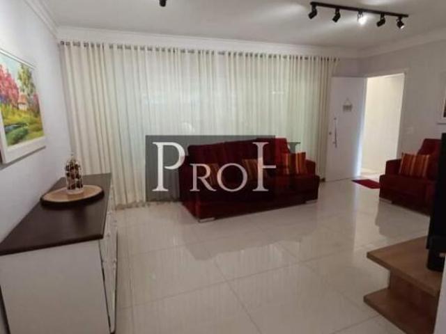 Casa em Nova Petrópolis, São Bernardo do Campo/SP de 180m² 3 quartos à venda por R$ 970.000,00