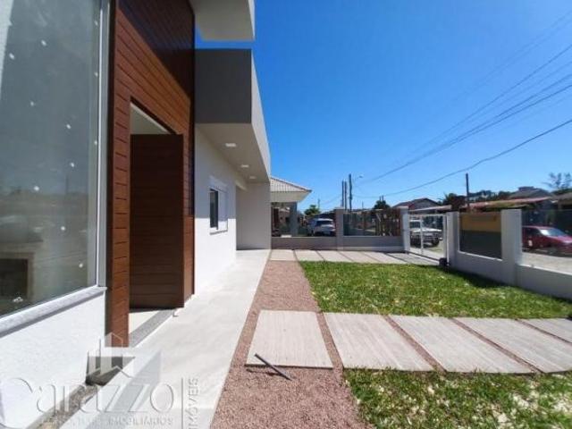 CASA EM NOVA TRAMANDAÍ