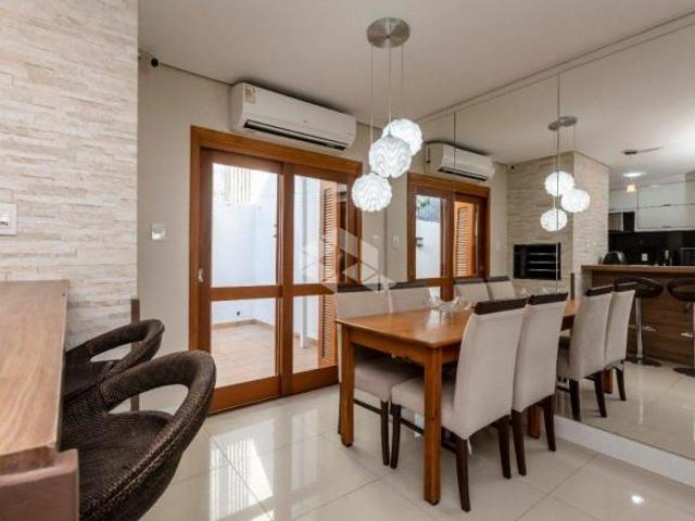 Casa em otima localização