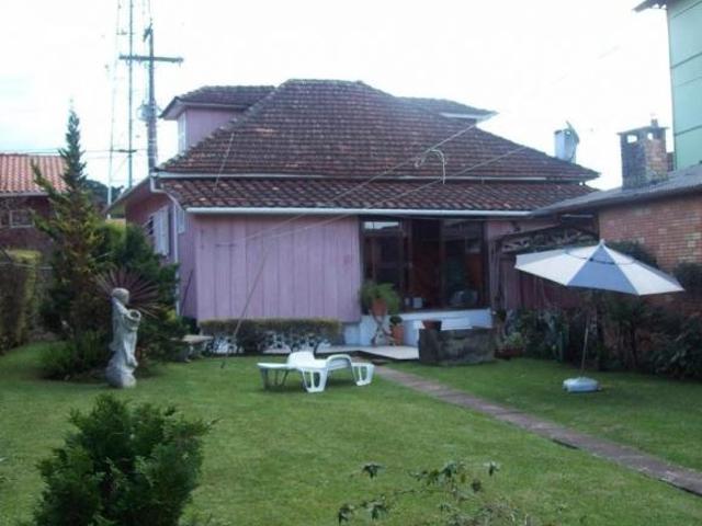 Casa em ótimo terreno com excelente potencial construtivo, Centro Canela CA0624