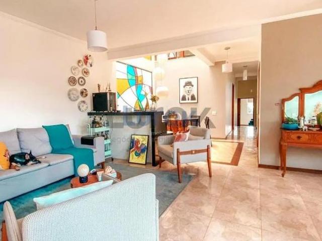 Casa em Ortizes, Valinhos/SP de 279m² 4 quartos à venda por R$ 1.350.000,00