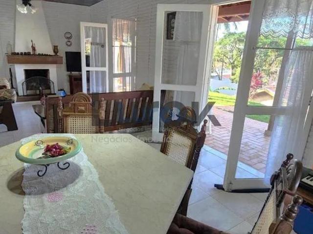 Casa em Ortizes, Valinhos/SP de 310m² 4 quartos à venda por R$ 1.250.000,00 ou para locação R$ 6.300
