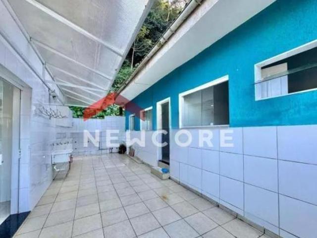 Casa em Oscar Pereira dos Santos Guaiúba Guarujá/SP