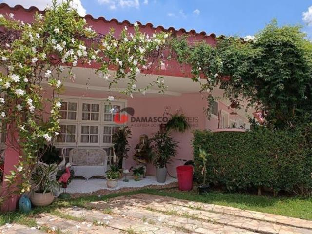 Casa em Osvaldo Cruz