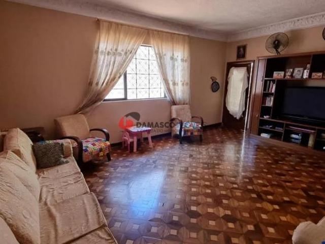 Casa em Osvaldo Cruz