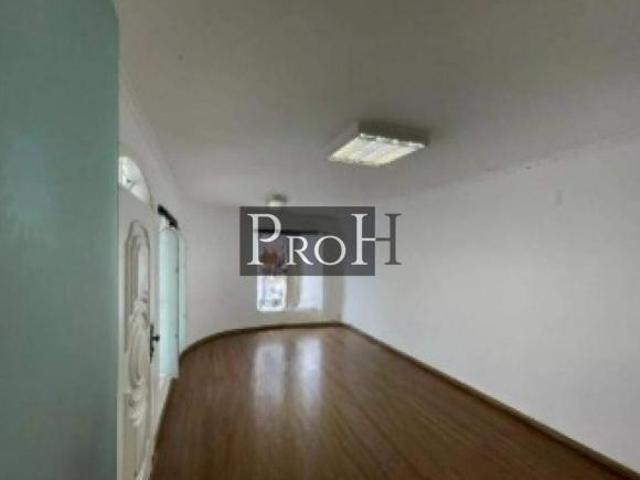 Casa em Osvaldo Cruz, São Caetano do Sul/SP de 272m² 3 quartos à venda por R$ 2.100.000,00