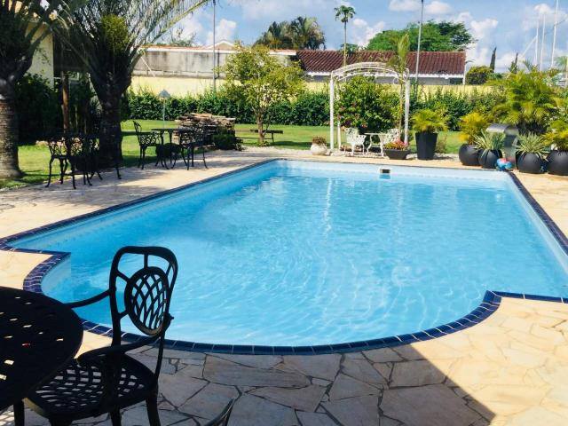 Casa em Atibaia 2 Suítes Piscina Grande 12 Pessoas