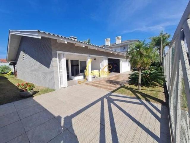 Casa em Atlântida totalmente reformada