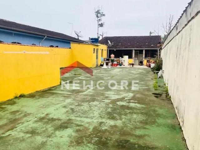 Casa em Av são Lourenço Flórida Mirim Mongaguá/SP