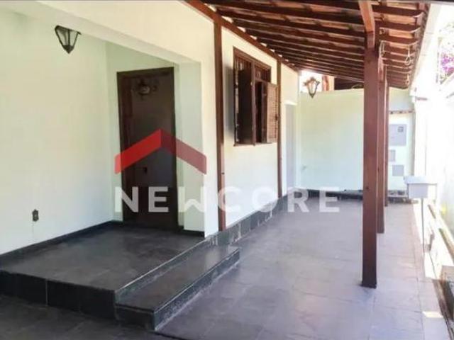 Casa em Avenida Coronel José Benjamim Padre Eustáquio Belo Horizonte/MG