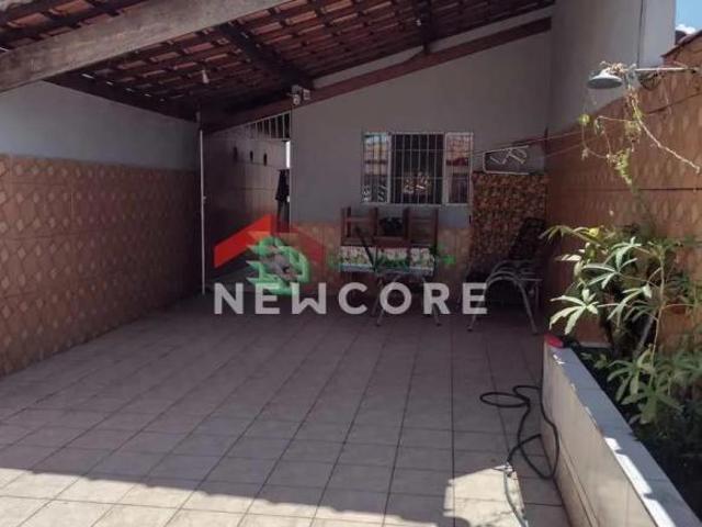 Casa em Avenida Canada Flórida Mirim Mongaguá/SP