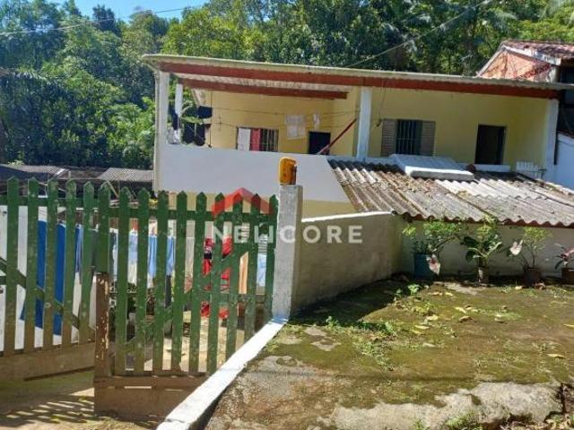 Casa em Avenida Cezario Maria Faria Balneário Garça Vermelha Peruíbe/SP
