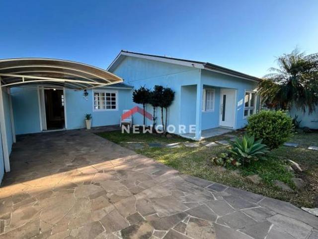 Casa em Avenida César Cambruzzi Nossa Chácara Gravataí/RS