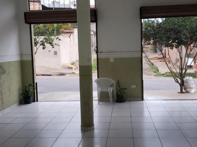 Casa em Avenida Anel Belvedere Ribeirão das Neves/MG