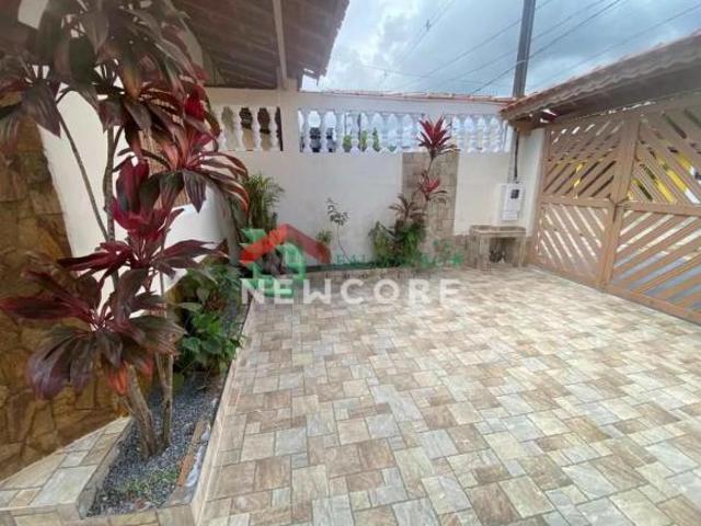 Casa em Avenida Anna Seckler Malacco Jussara Mongaguá/SP