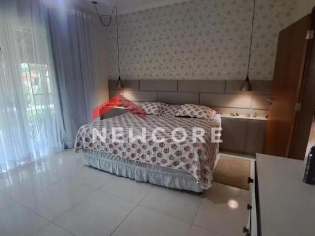 Casa em Avenida Afonso Zupardo Jardim Leonor Itatiba/SP