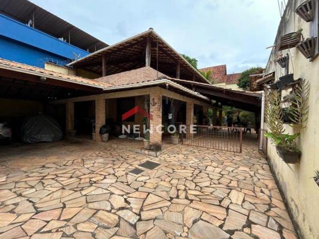 Casa em Avenida Albert Scharle Paciência Sabará/MG