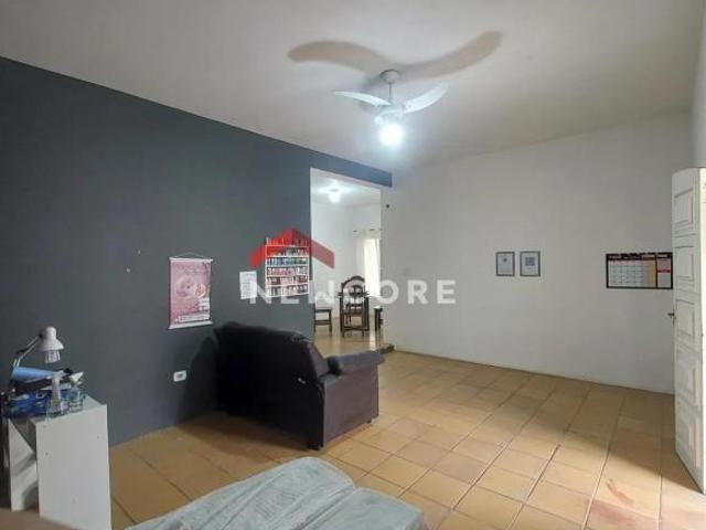 Casa em Avenida Almeida Júnior Belas Artes Itanhaém/SP