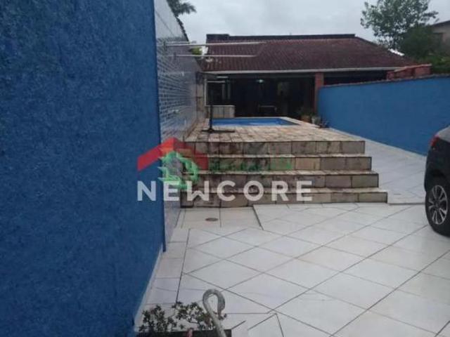 Casa em Avenida Atlântica Vera Cruz Mongaguá/SP
