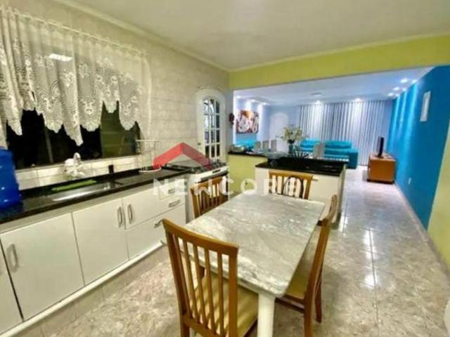 Casa em Avenida Áurea Jardim do Estádio Santo André/SP