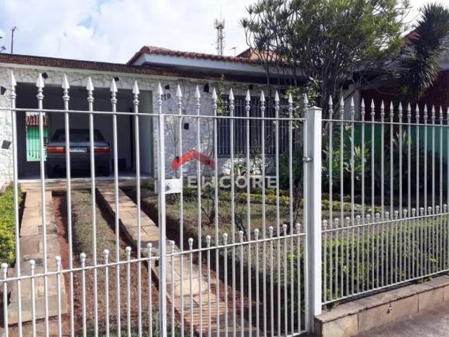 Casa em Avenida General Teixeira Lott Centro Carapicuíba/SP