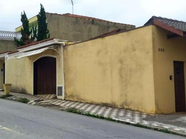 Casa em Avenida Doutor Armando Pinto Região Central Caieiras/SP