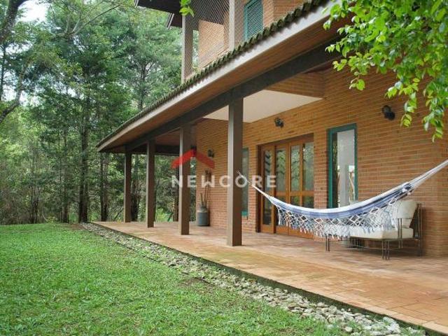 Casa em Avenida Doutor Arthur Andrade Filho Caraguatá Mairiporã/SP