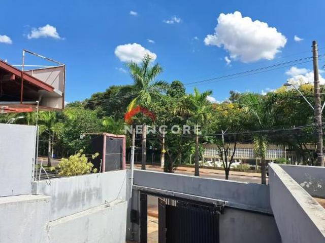 Casa em Avenida Doutor Heitor Penteado Parque Taquaral Campinas/SP