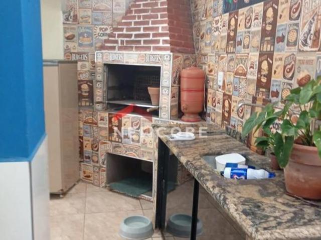 Casa em Avenida Doutor Roberto de Almeida Vinhas Flórida Praia Grande/SP