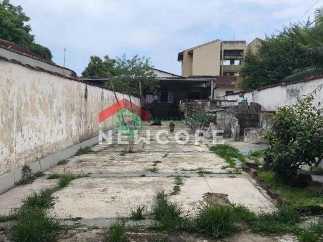 Casa em Avenida Domingos Batista de Lima Vila Atlântica Mongaguá/SP