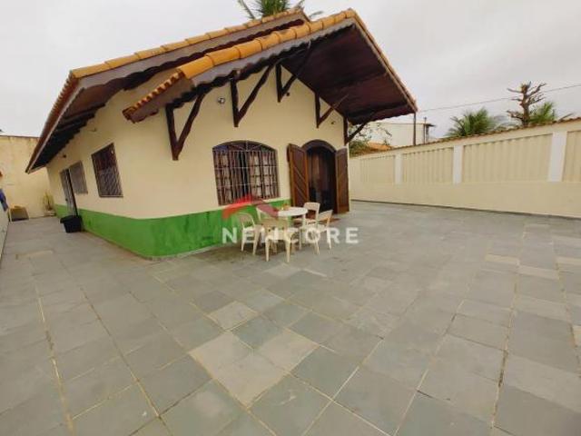 Casa em Avenida da França Jardim Suarão Praia Itanhaém/SP